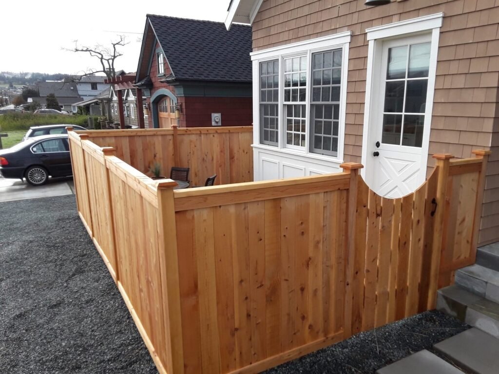 Picture Frame Fences in Seattle - Gibson Fence and Deck