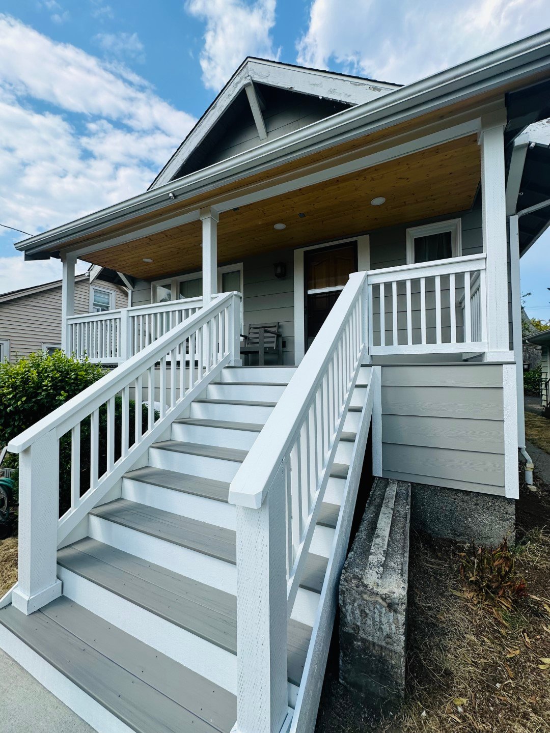 Seattle Front Porch Installation - Gibson Fence and Deck